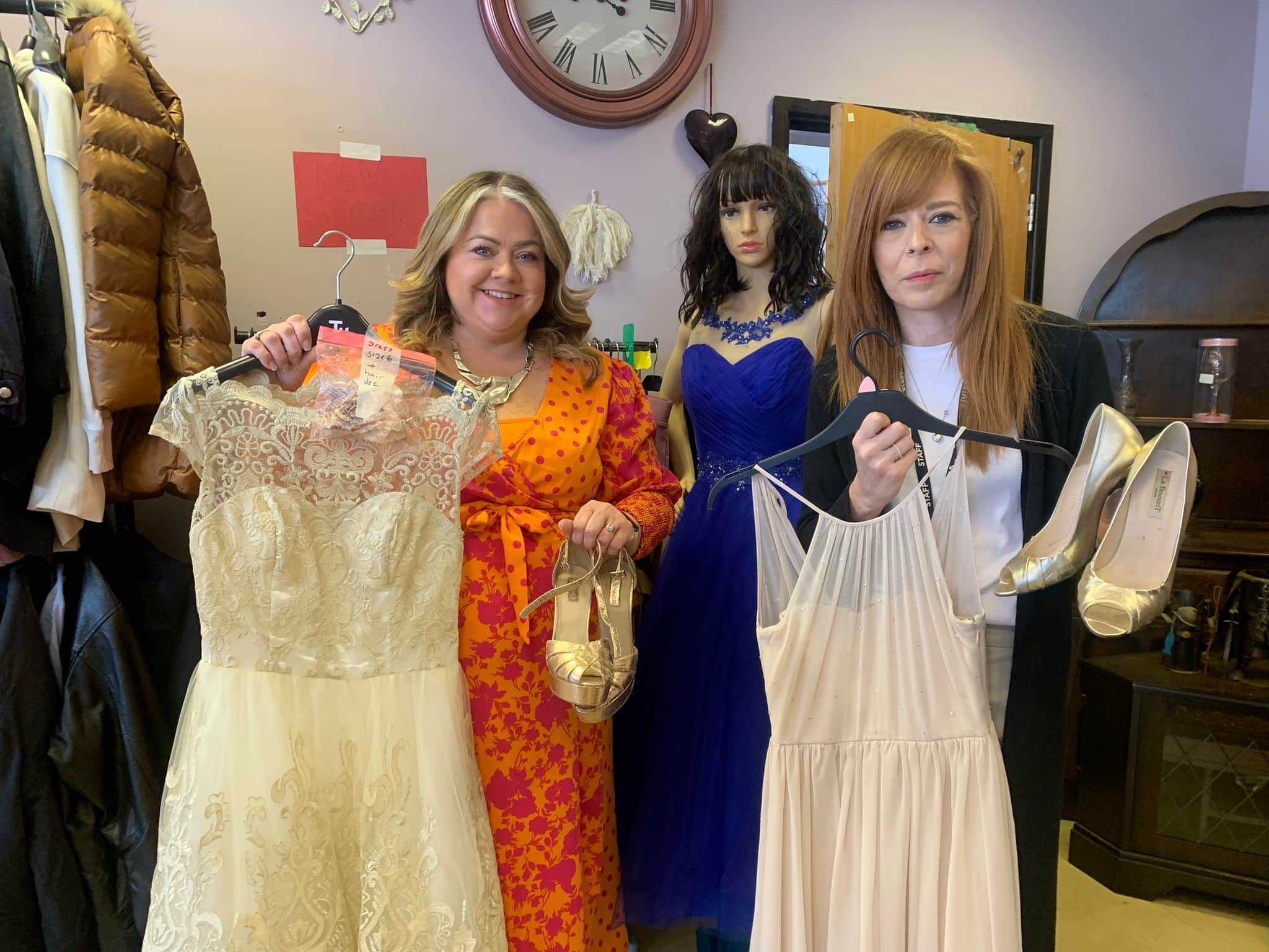 Kind-hearted Emma’s final gesture to community is to host prom for ...