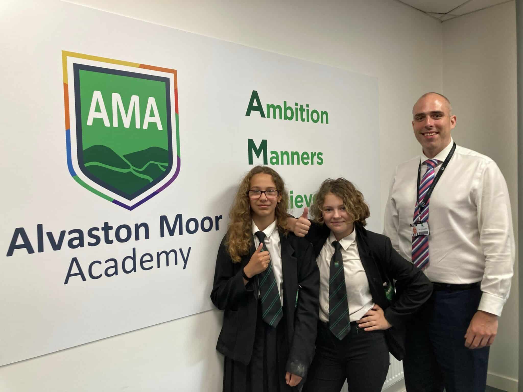 Alvaston Moor Academy takes 200 pupils to London as a reward for good ...